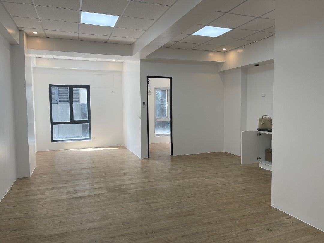 Avida Soho BGC: 4-Units Office Space For Sale: total 201 sqm, 3 parking ...