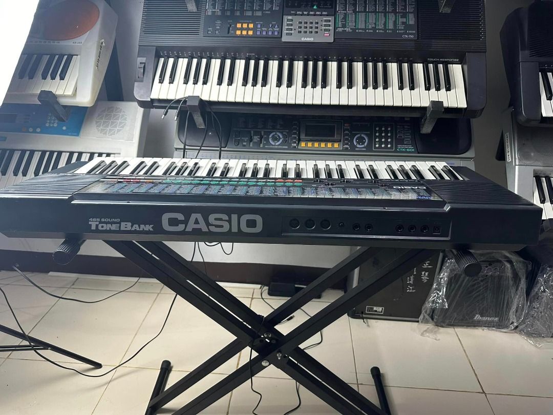 Casio Tonebank CT-650 Piano Keyboard Organ 61 Keys, Hobbies & Toys ...