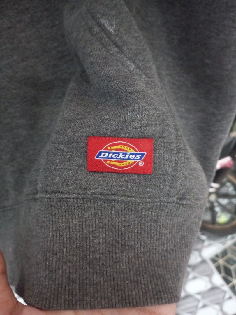Dikies dickies 22 original, Men's Fashion, Tops & Sets, Hoodies on Carousell