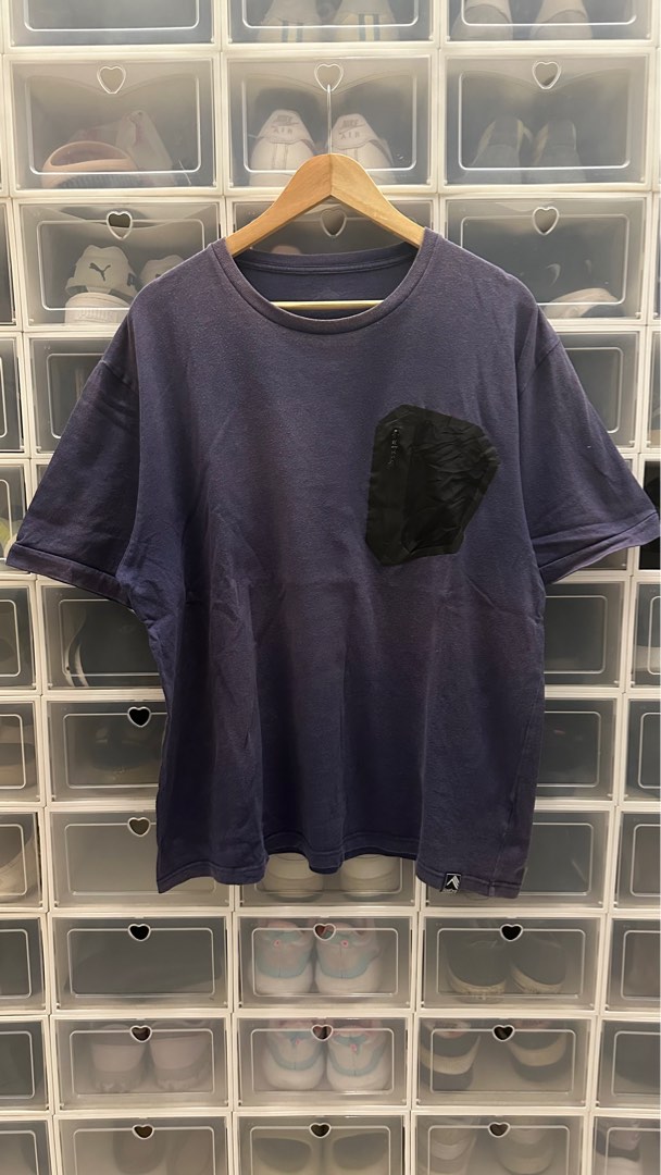 Field core pocket tee, Men's Fashion, Tops & Sets, Tshirts & Polo ...