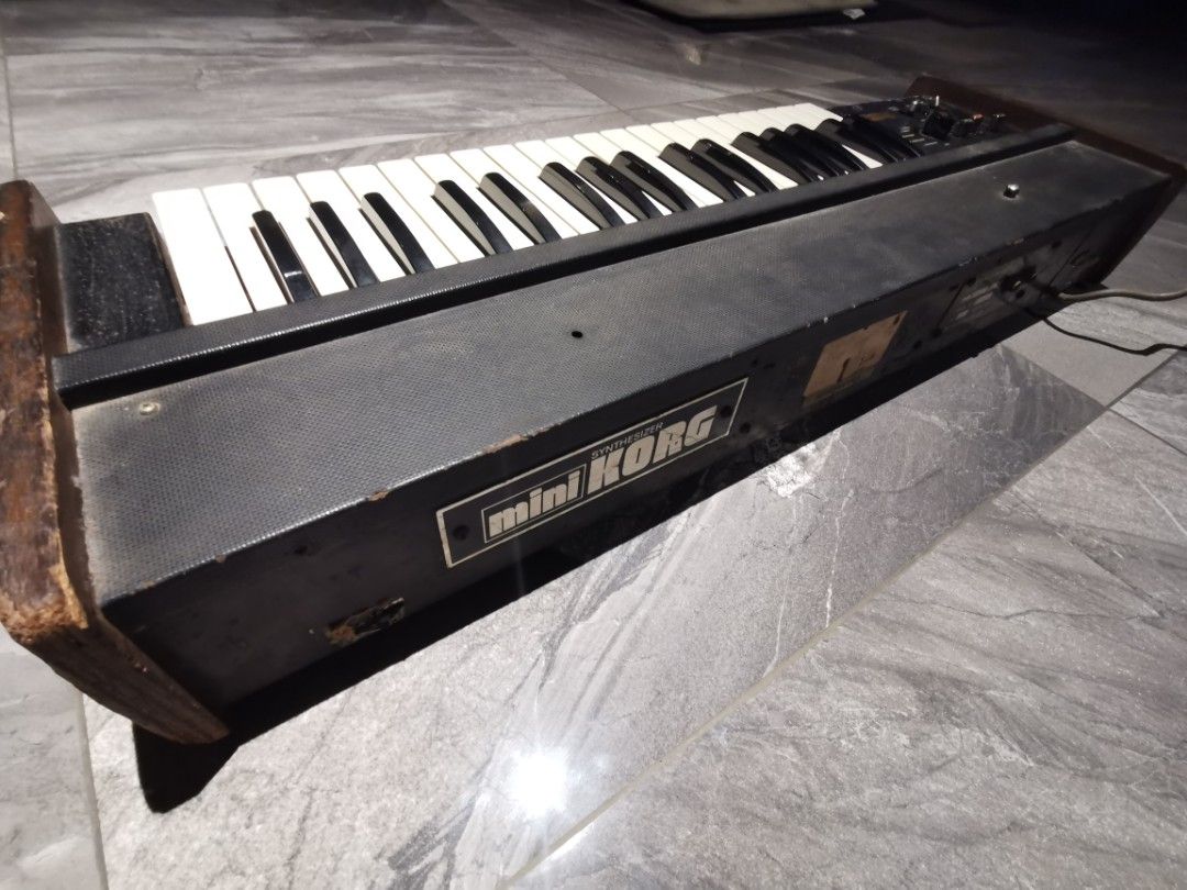 1974 Korg 700S Mini Korg 2 synth, Hobbies & Toys, Music & Media ...