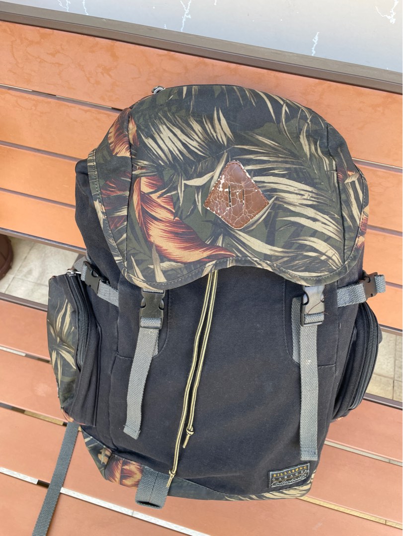 Large Billabong Backpack, Men's Fashion, Bags, Backpacks on Carousell