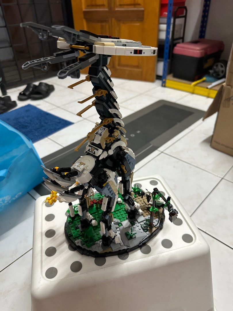 Lego Tall Neck, Hobbies & Toys, Toys & Games on Carousell