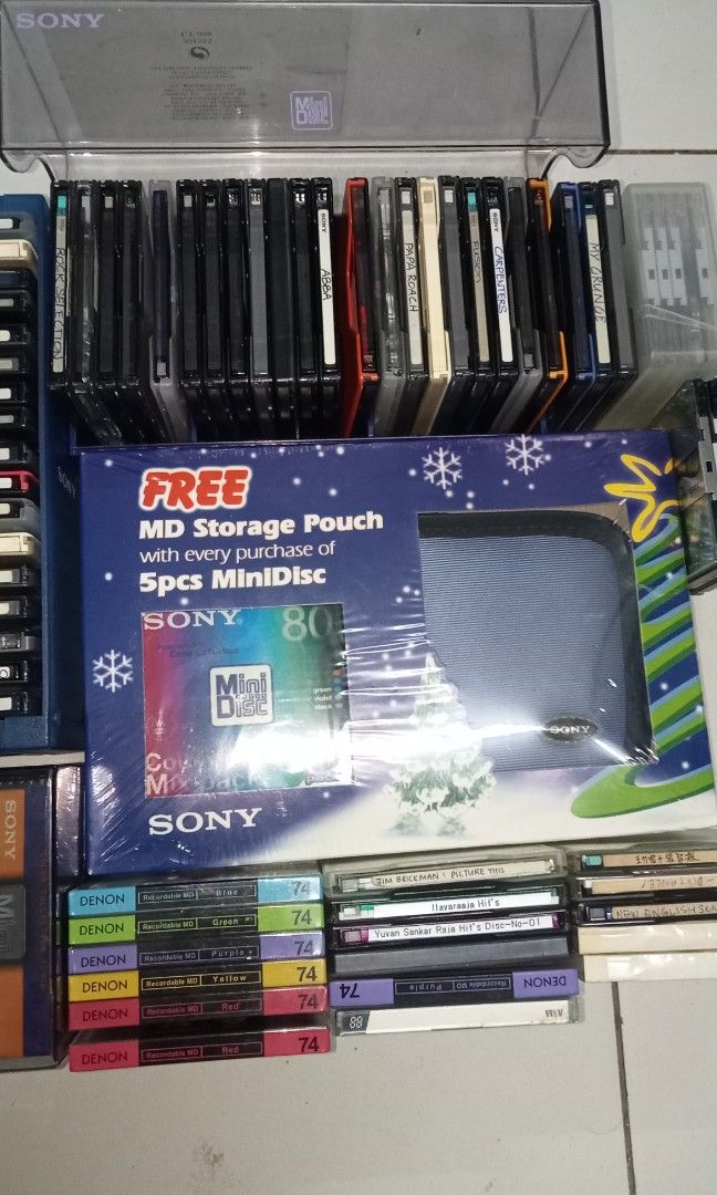 Minidisc, Hobbies & Toys, Music & Media, CDs & DVDs on Carousell