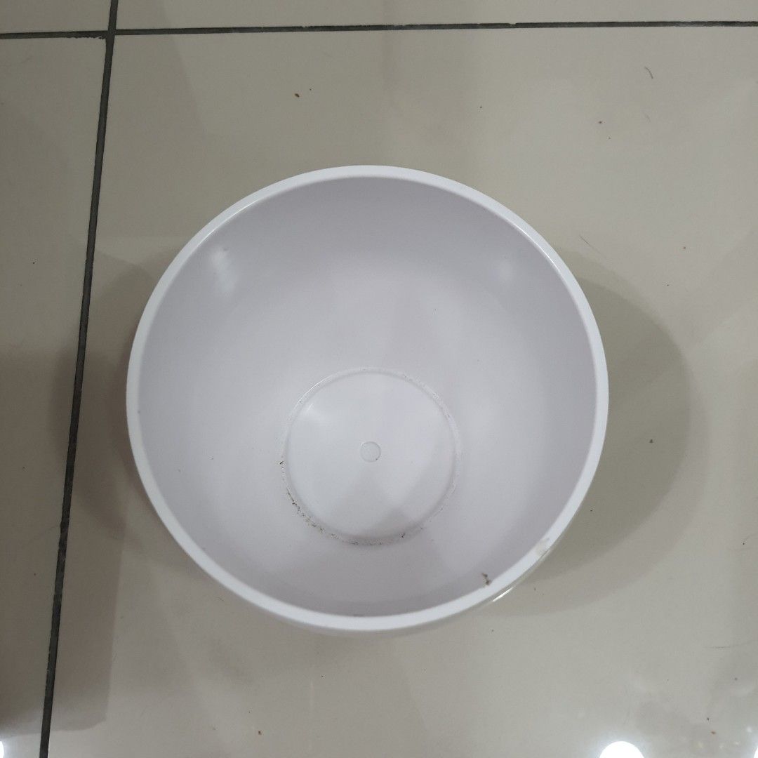 Pasu plastik pot plant pokok bunga vase nordic white, Furniture & Home ...