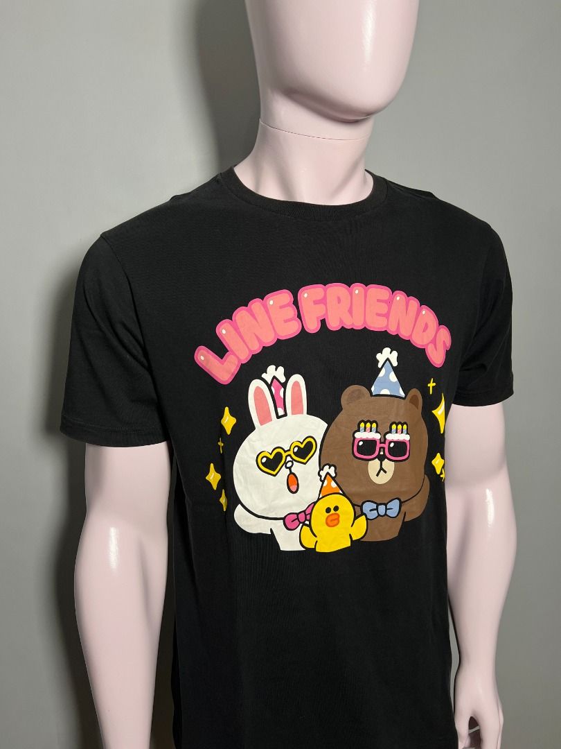 RM-139 Uniqlo UT Line Friends Shirt, Men's Fashion, Tops & Sets ...