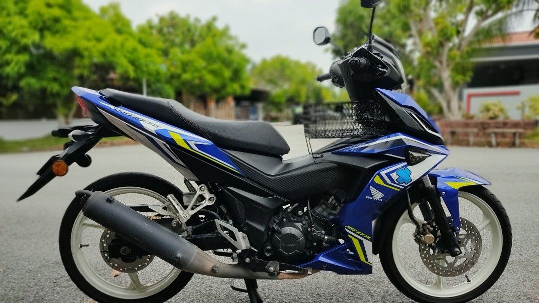 RS150 V2 TAHUN 2020, Motorbikes on Carousell