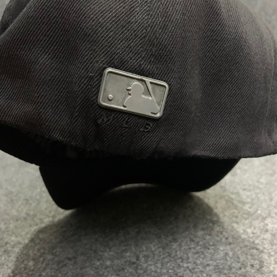 Topi MLB NY Yankees Logo Besi - NY Logo Besi - Topi MLB Fitted Original ...