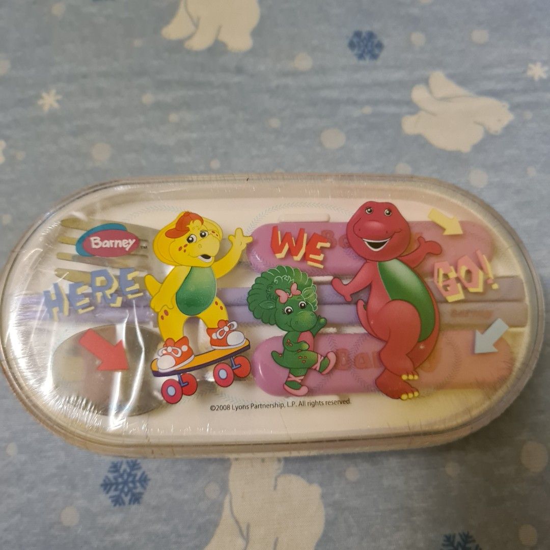 Barney Lunch Box, Hobbies & Toys, Toys & Games on Carousell
