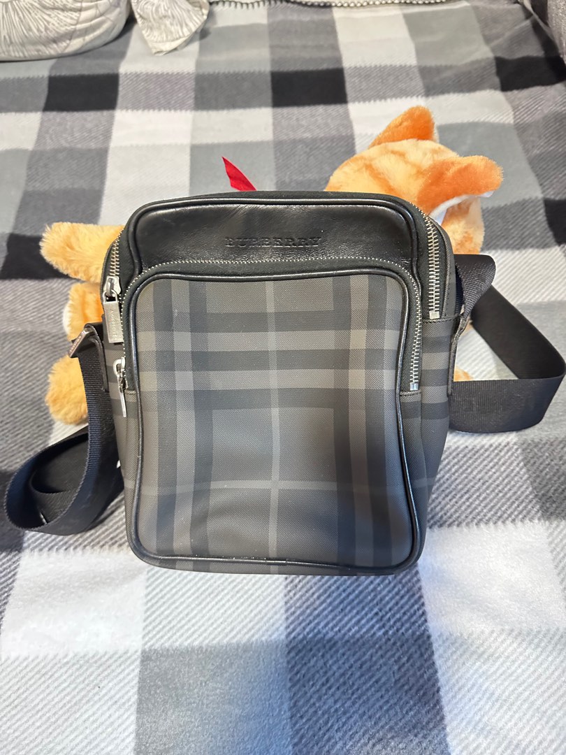 Burberry Sling Bag, Men's Fashion, Bags, Sling Bags on Carousell