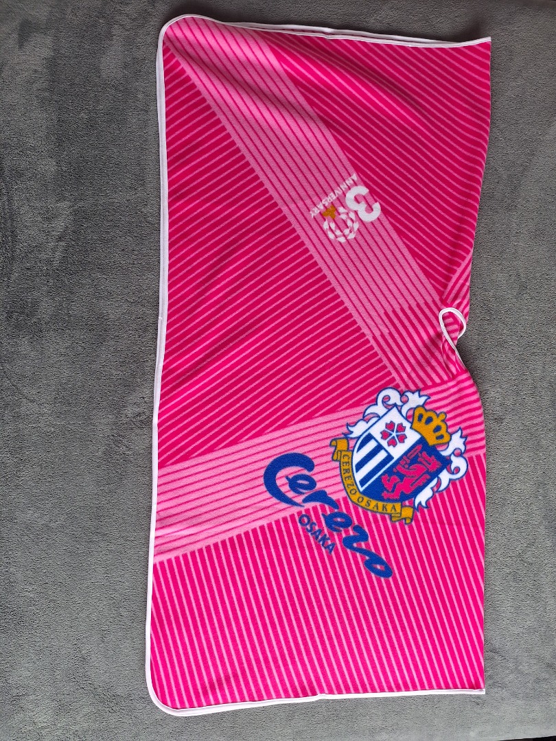 Cerezo Osaka 30th Anniversary fan/spectator stadium blanket, Sports Equipment, Other Sports ...