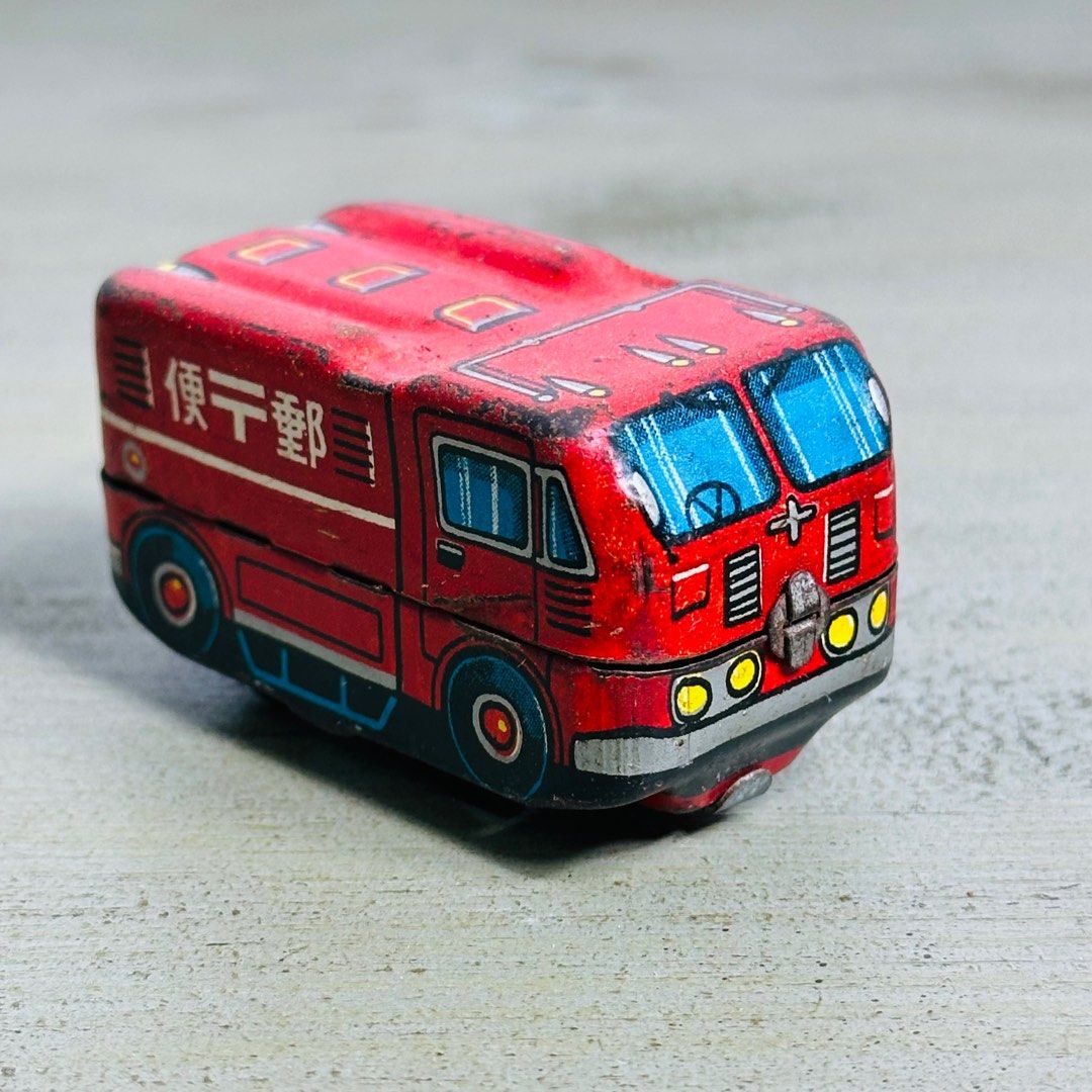 FIRE TRUCK Fire Engine Wind Up Tin Toy Rare Vintage Collectible Made in ...