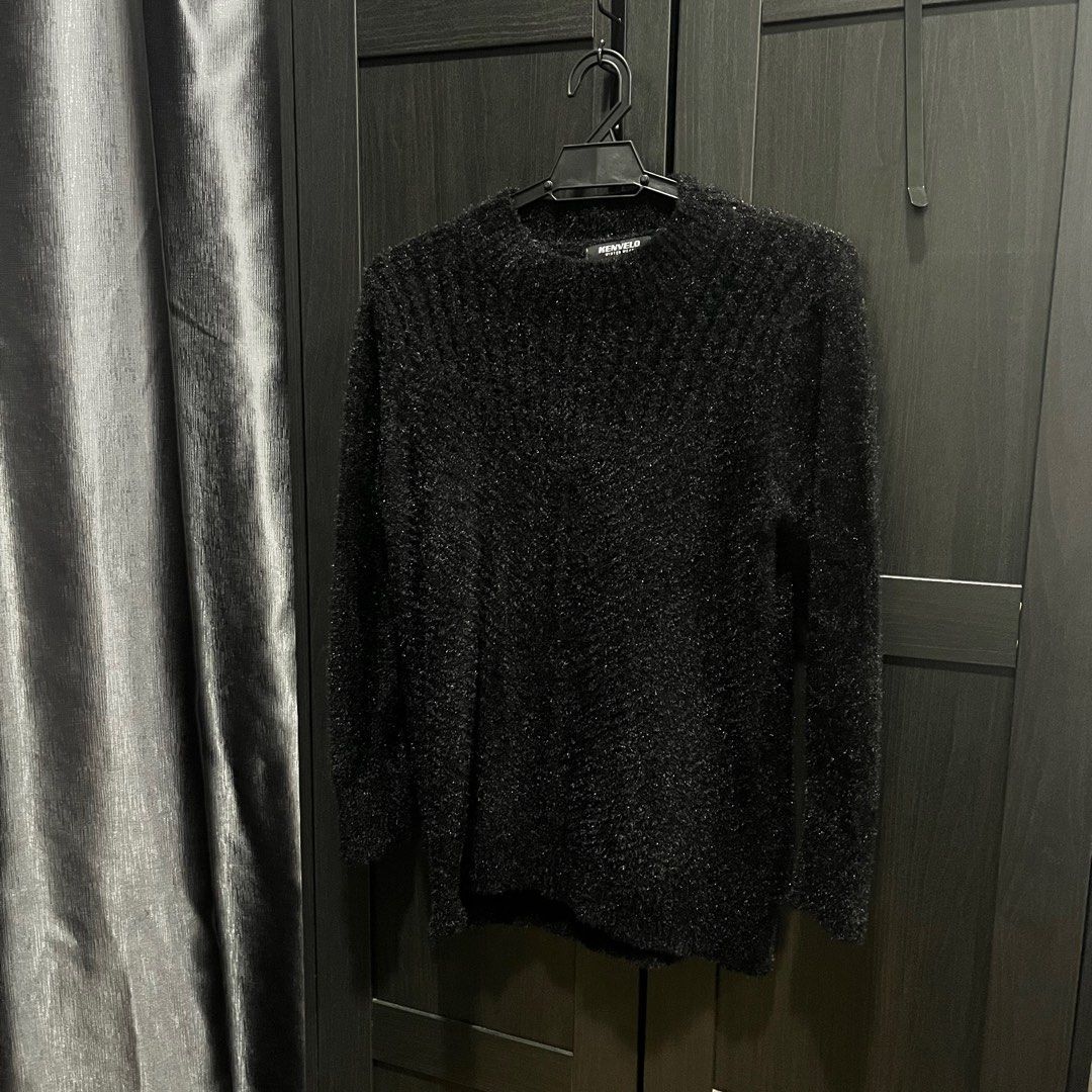 Kenvelo Long Black Sleeves (For Winter) - with Freebie, Women's Fashion ...