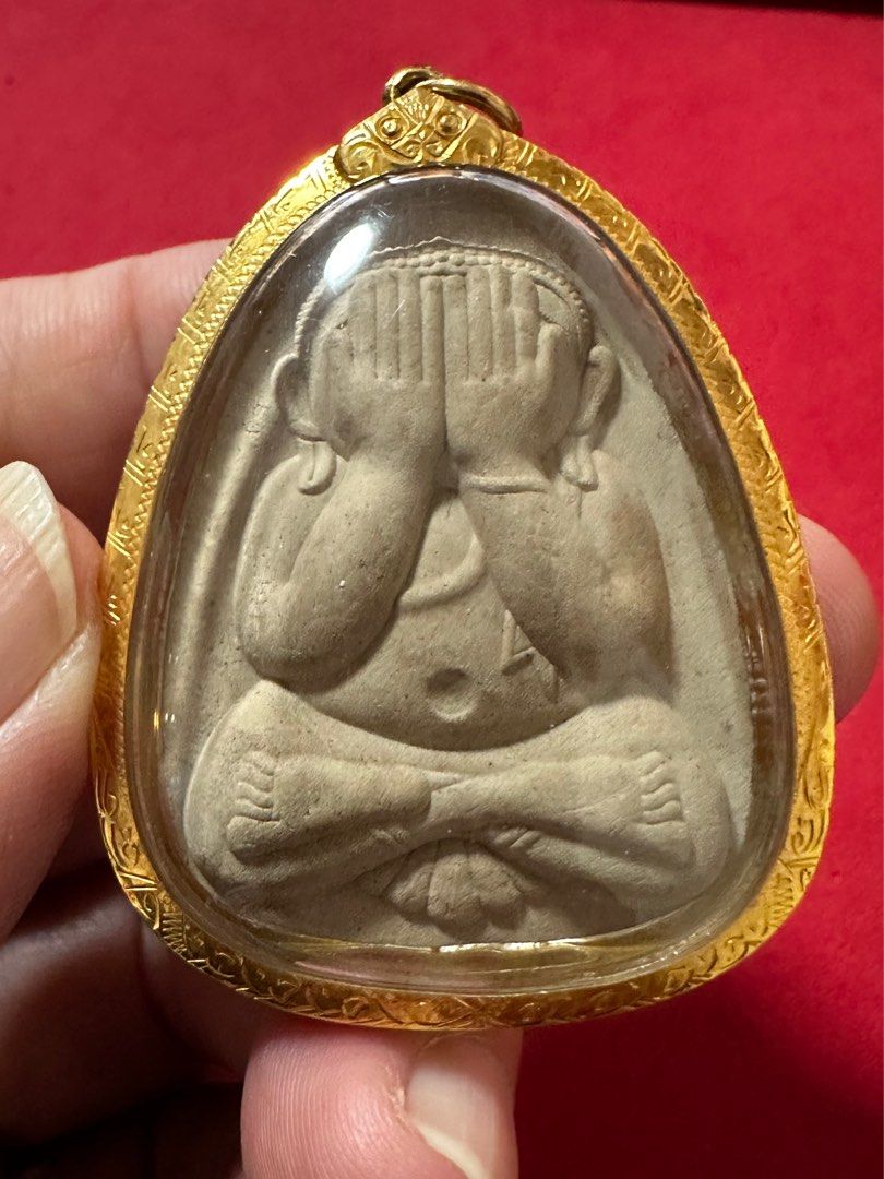 LP Maha Sila Phra Pidta Sukittima(jumbo size)offer, Hobbies & Toys ...