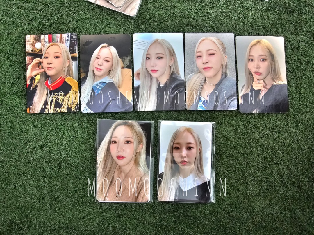 Mamamoo Moonbyul Concert Singapore official pop up merchandise, Hobbies ...