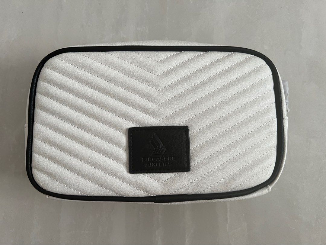 Lalique Singapore Airlines First Class Amenities Kit Bag, Women's ...