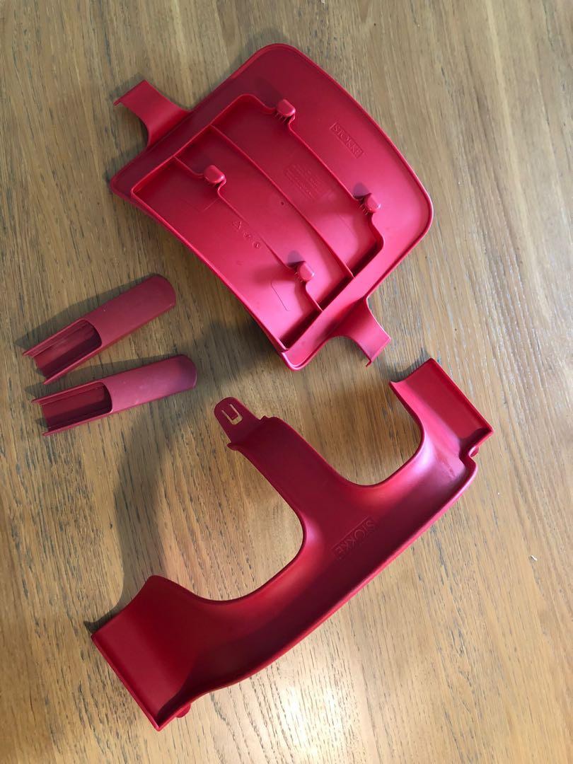 Stokke Tripp trapp babyset (Red) and extenders, 兒童＆孕婦用品, 護理及餵哺, 護理及餵哺 ...