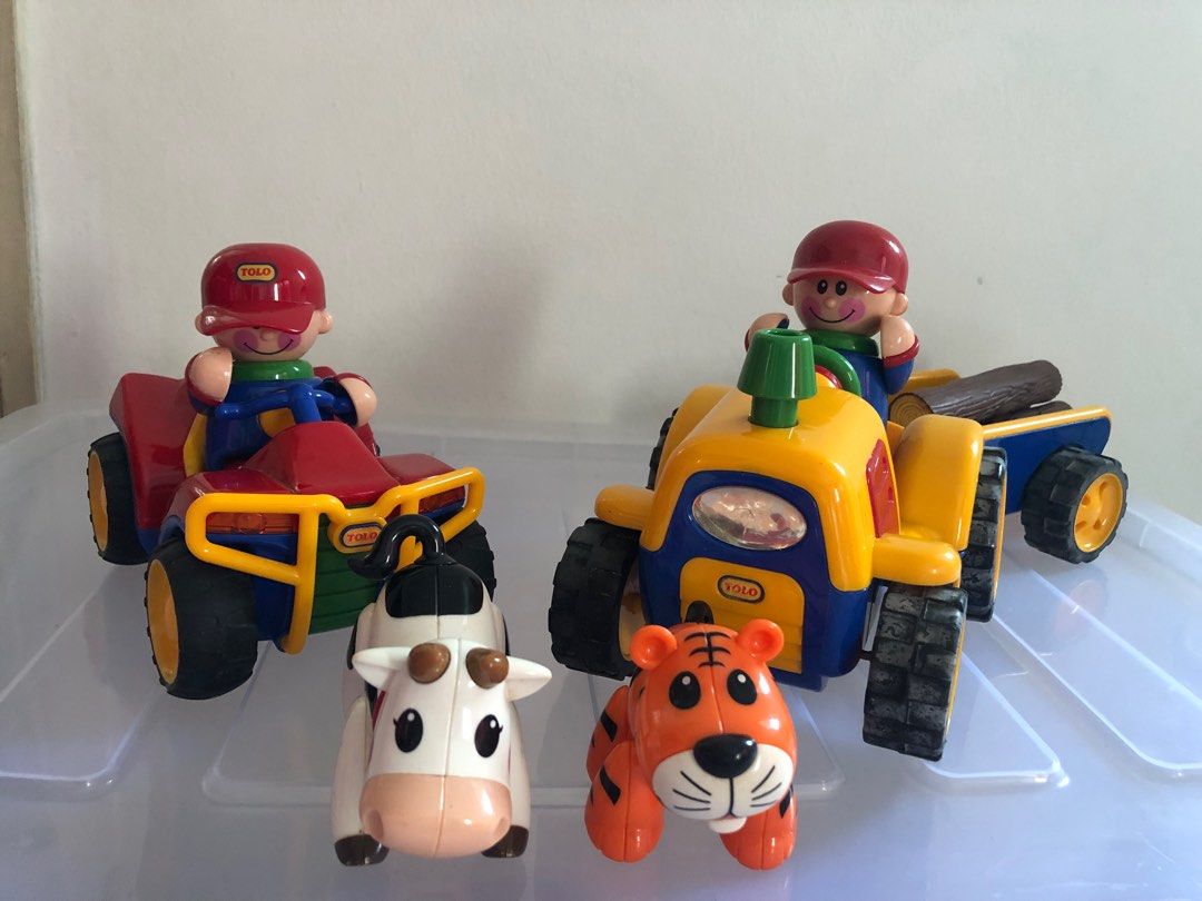 Tolo Farm Family Truck, Hobbies & Toys, Toys & Games on Carousell