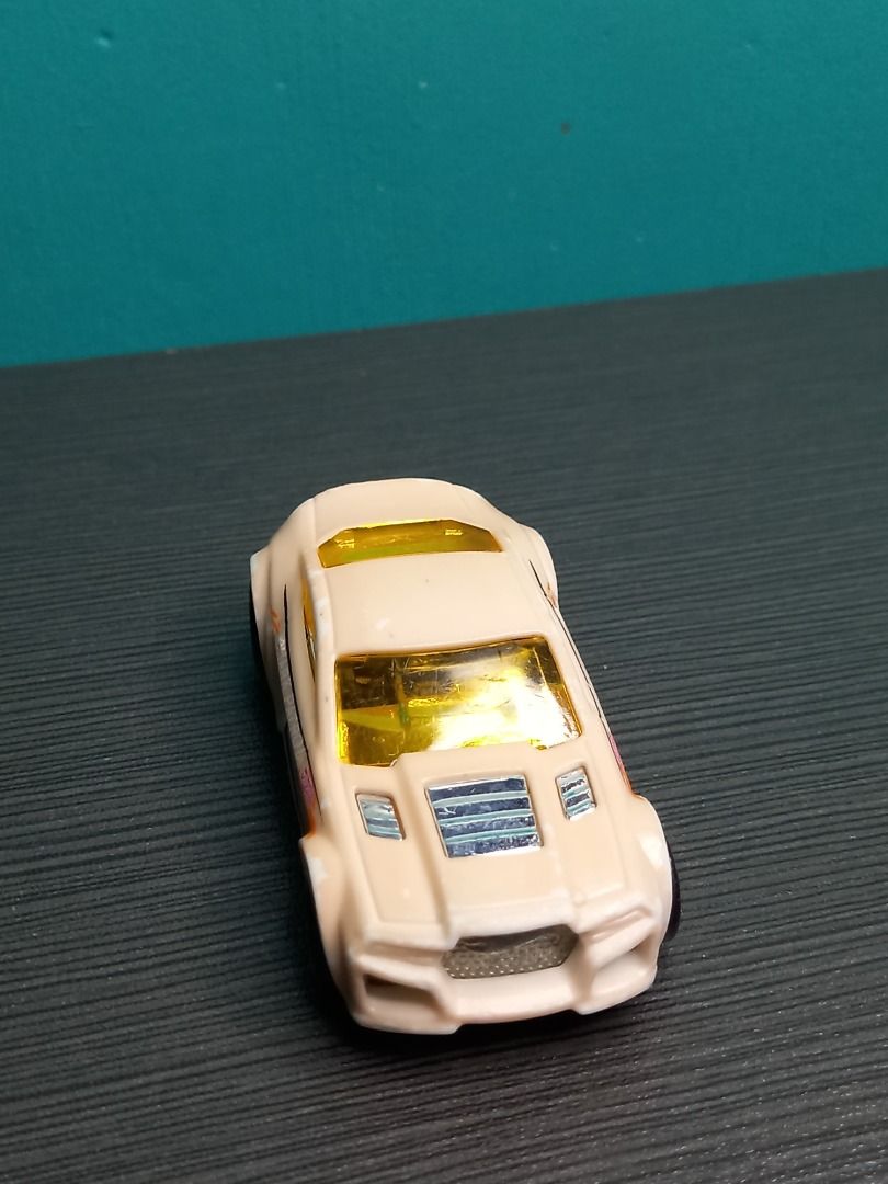 Torque Twister W5923 2009 Mattel Hot Wheels, Hobbies & Toys, Toys ...