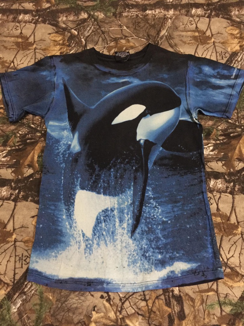 VINTAGE RADICAL NATURE KILLER WHALE AOP, Men's Fashion, Tops & Sets ...