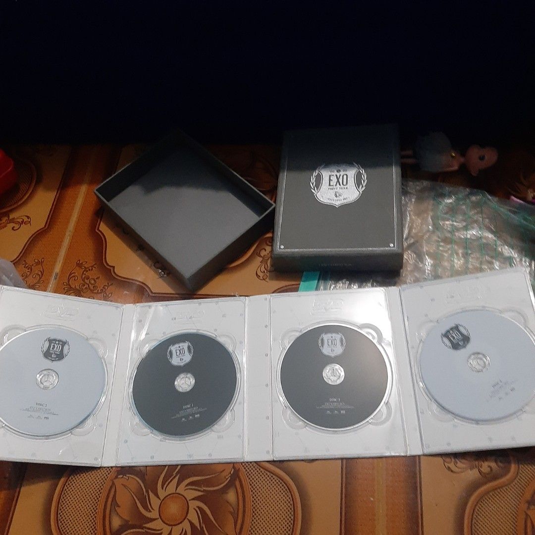 Album kpop dvd exo first box, K-Wave di Carousell
