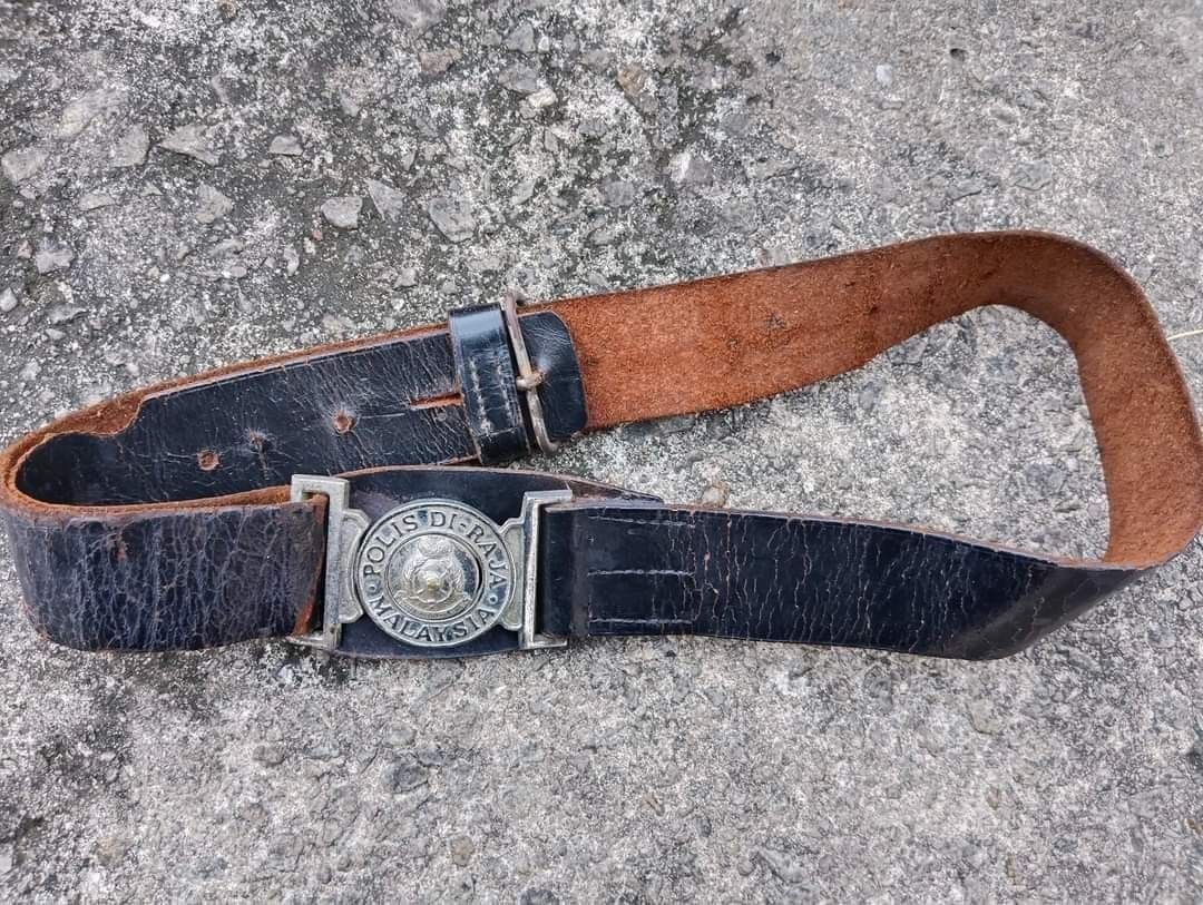 Belt Tembaga PDRM Vintage, Announcements on Carousell