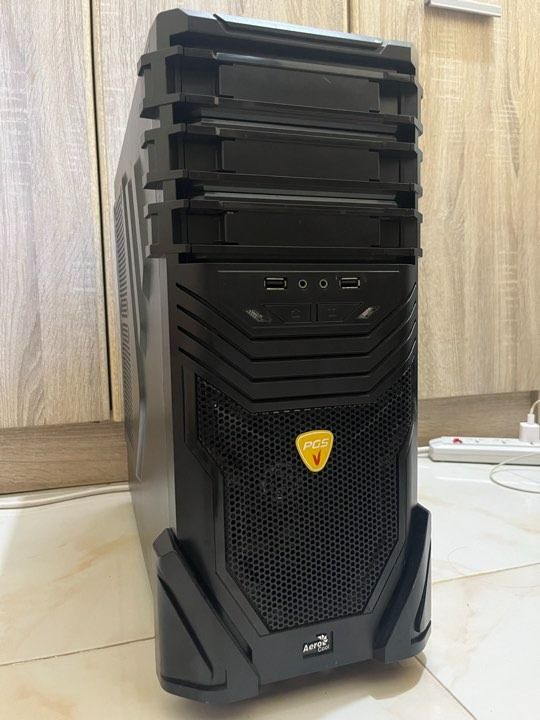 CPU Tower Gaming, Computers & Tech, Desktops on Carousell