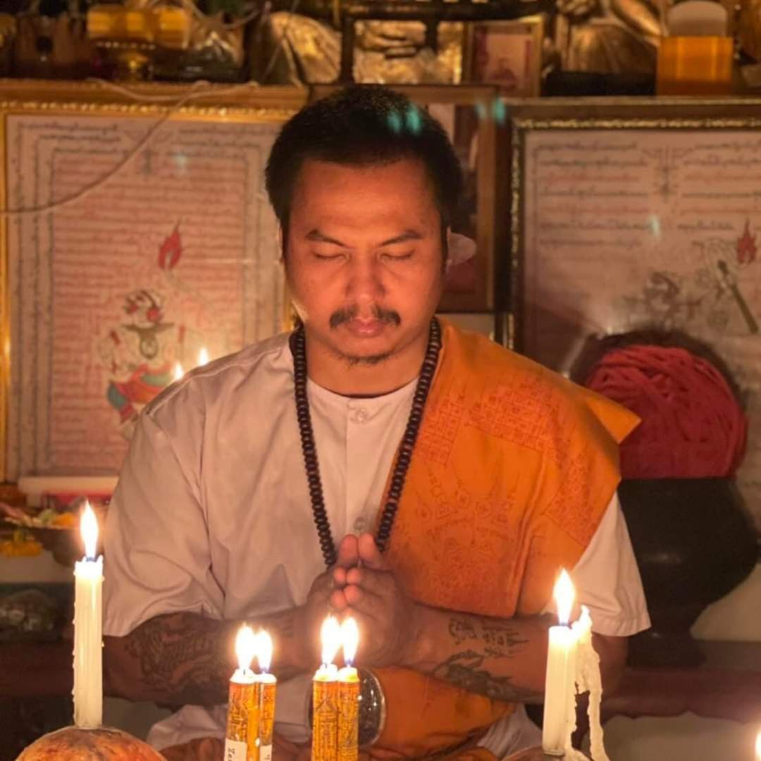 Lp kuay and his last kalawat disciple ( by ac panuthep), Hobbies & Toys ...