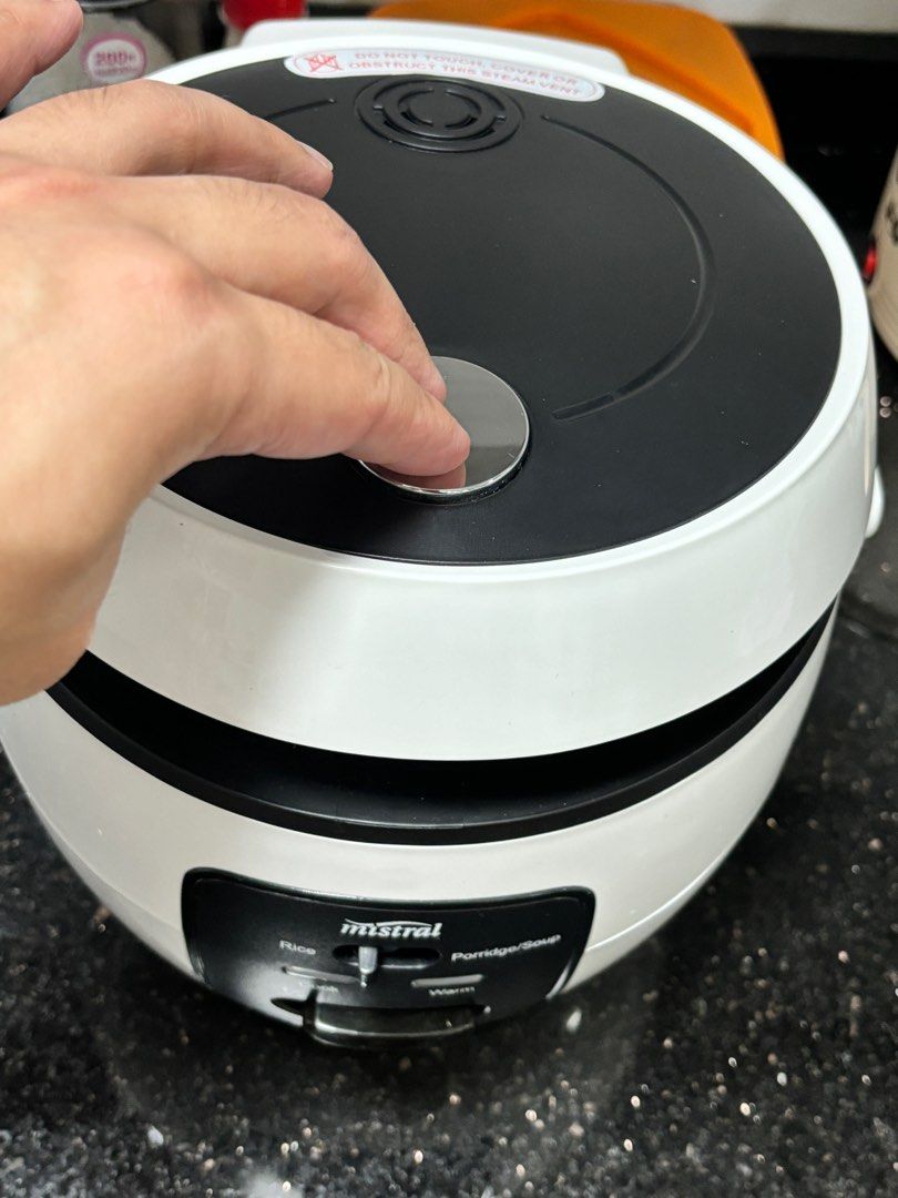 Mistral rice cooker, TV & Home Appliances, Kitchen Appliances, Cookers ...