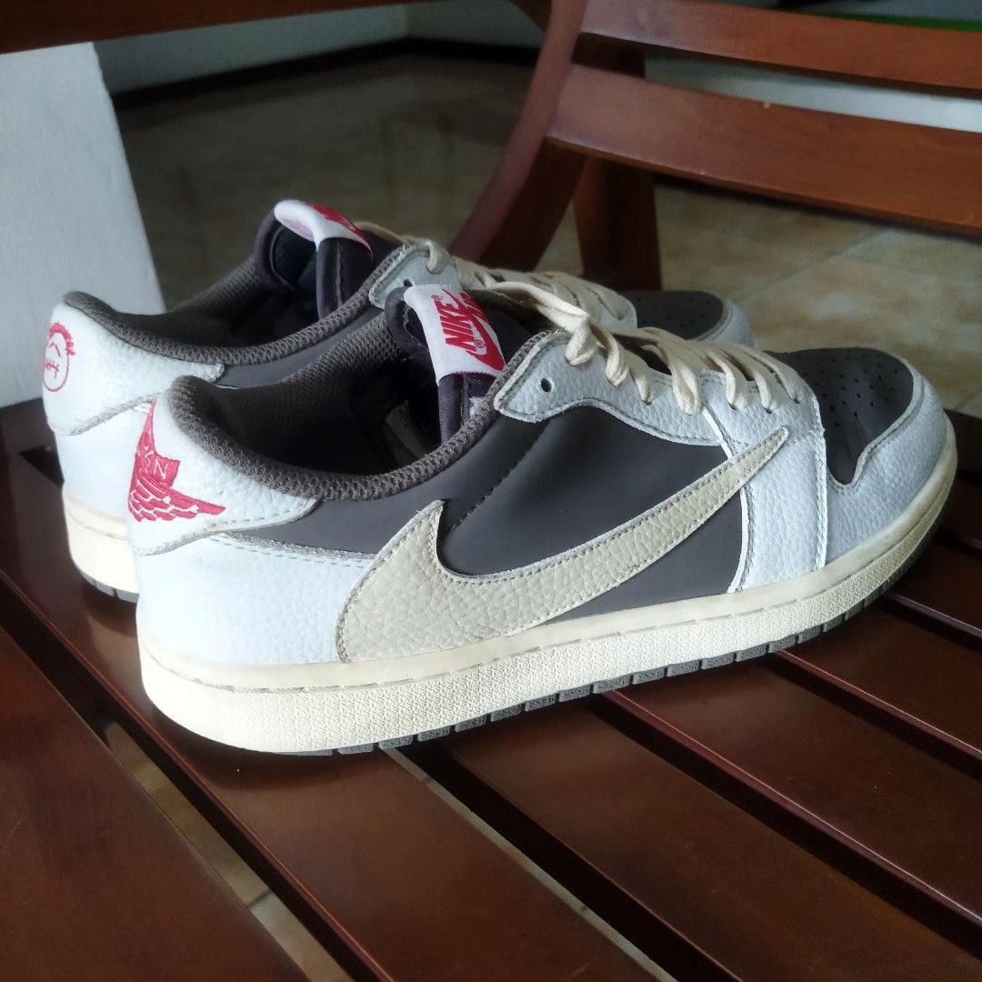 Nike Air Jordan 1 Low Travis Scott - Mocha (42), Fesyen Pria, Sepatu ...