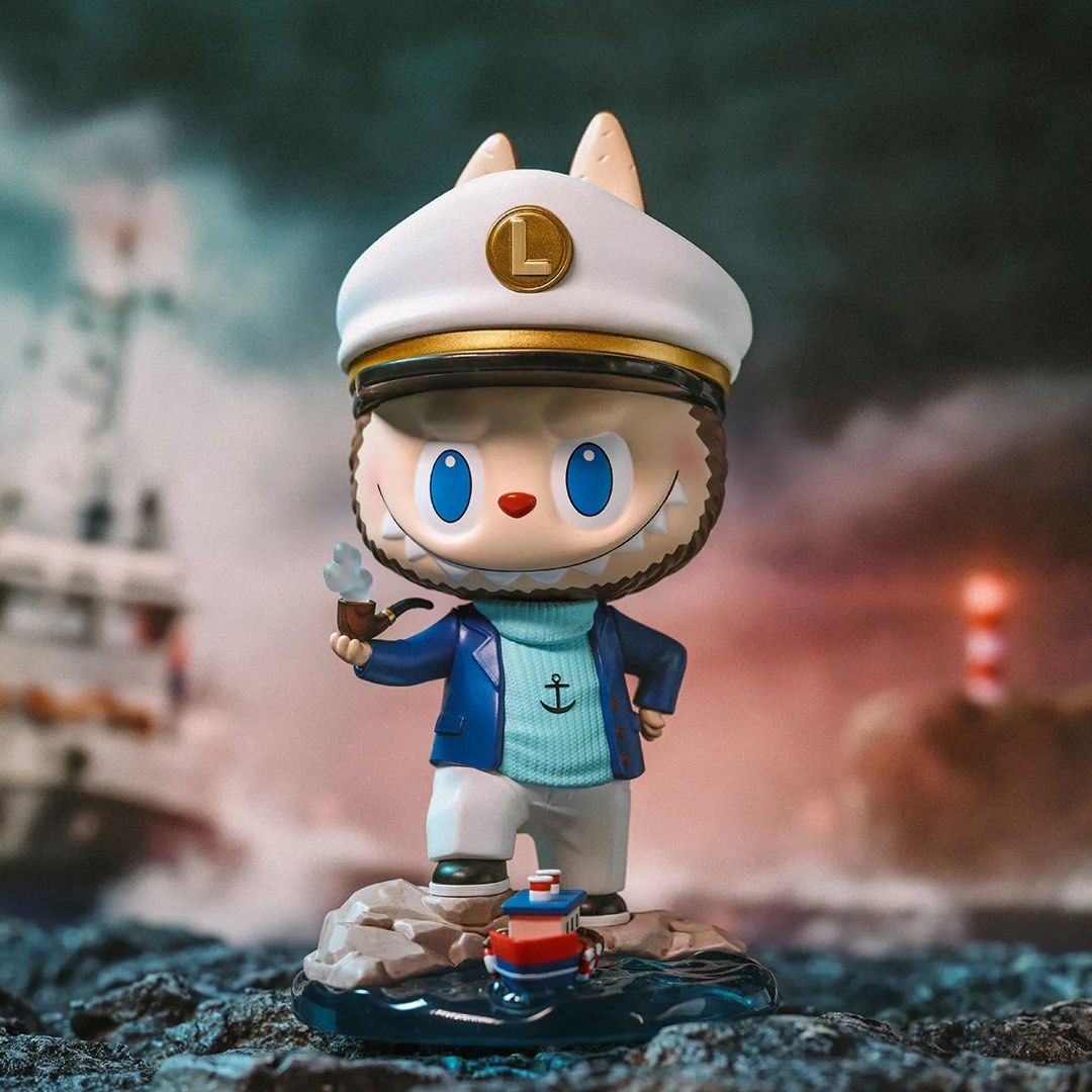 [PO] POPMART LABUBU the captain exclusive figurine blister pack ...