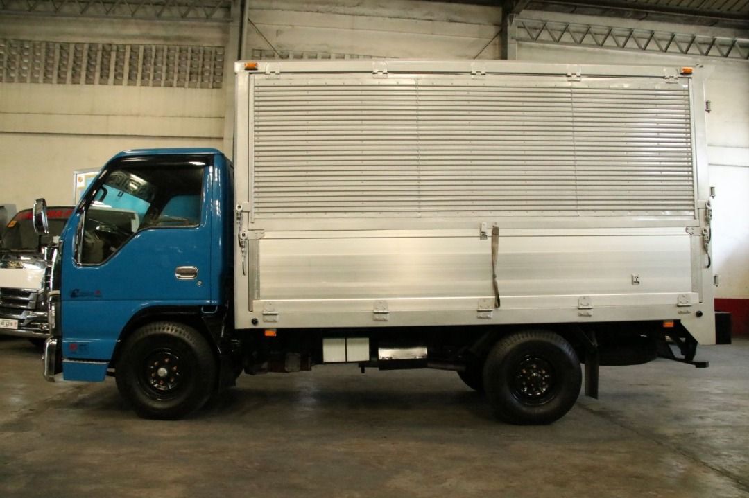 Sobida Isuzu Elf 4HL1 surplus Wing van NKR N-series canter 300 series ...