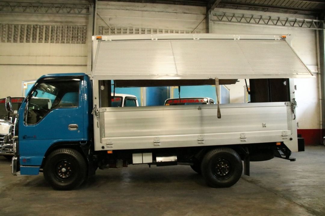 Sobida Isuzu Elf 4HL1 surplus Wing van NKR N-series canter 300 series ...