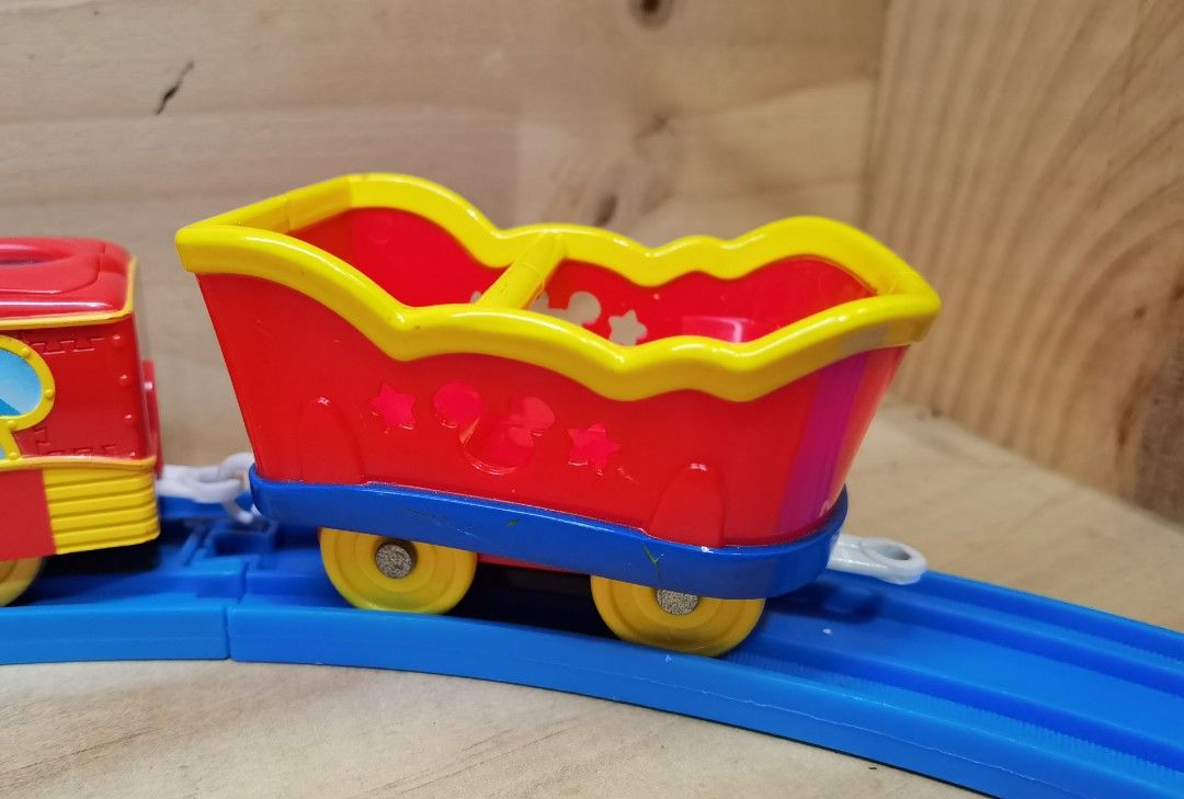 Takara Tomy Disney Mickey Mouse Electric Motorised Train with sound ...