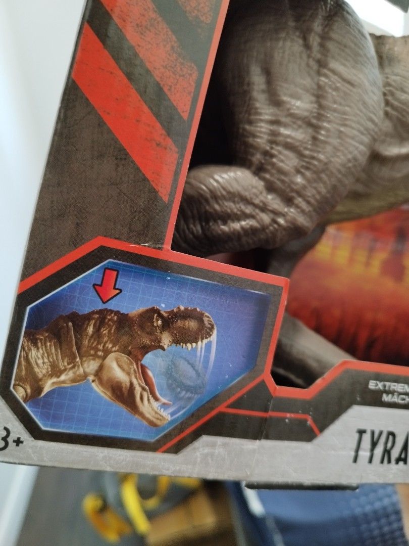 Trex Jurassic World Mouth Jaw Open Close, Hobbies & Toys, Toys & Games on Carousell
