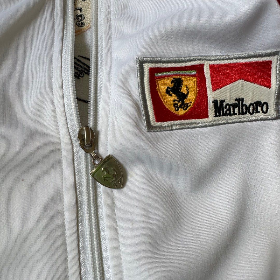 Vintage Ferrari racing jacket, Men's Fashion, Activewear on Carousell