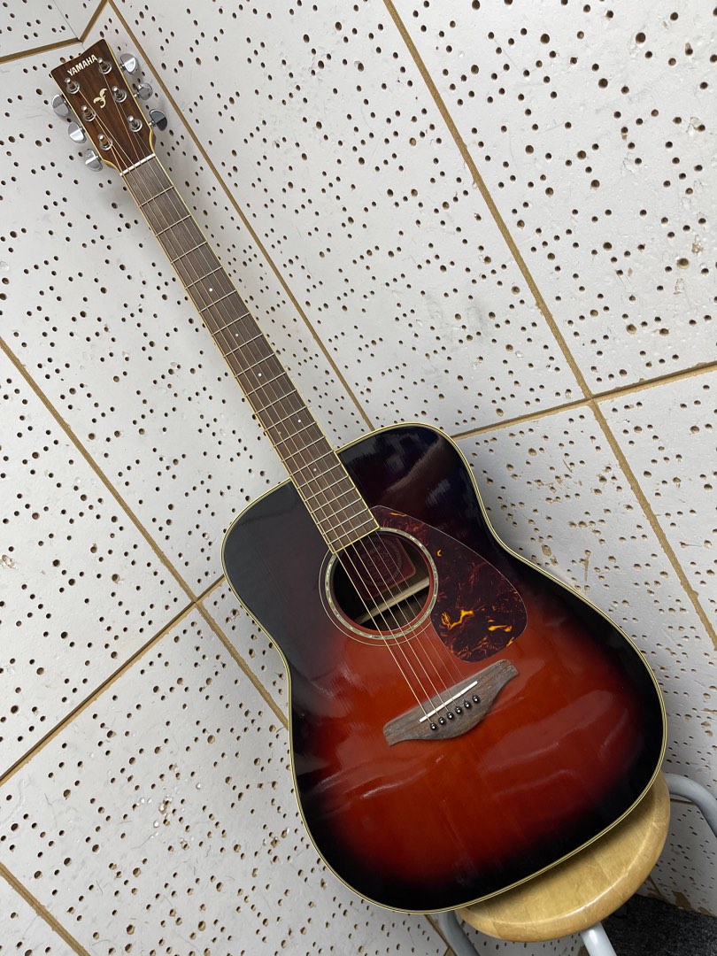 Yamaha FG730S Solid Top Guitar with Bag 實木面板結他 連袋 $1200, 興趣及遊戲, 音樂、樂器 & 配件, 樂器 - Carousell