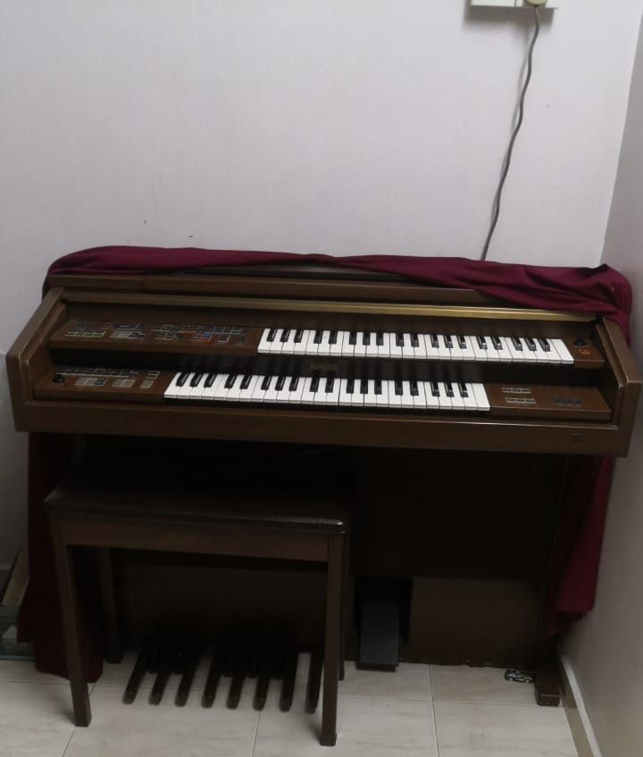 YAMAHA Organ, Hobbies & Toys, Music & Media, Musical Instruments on ...