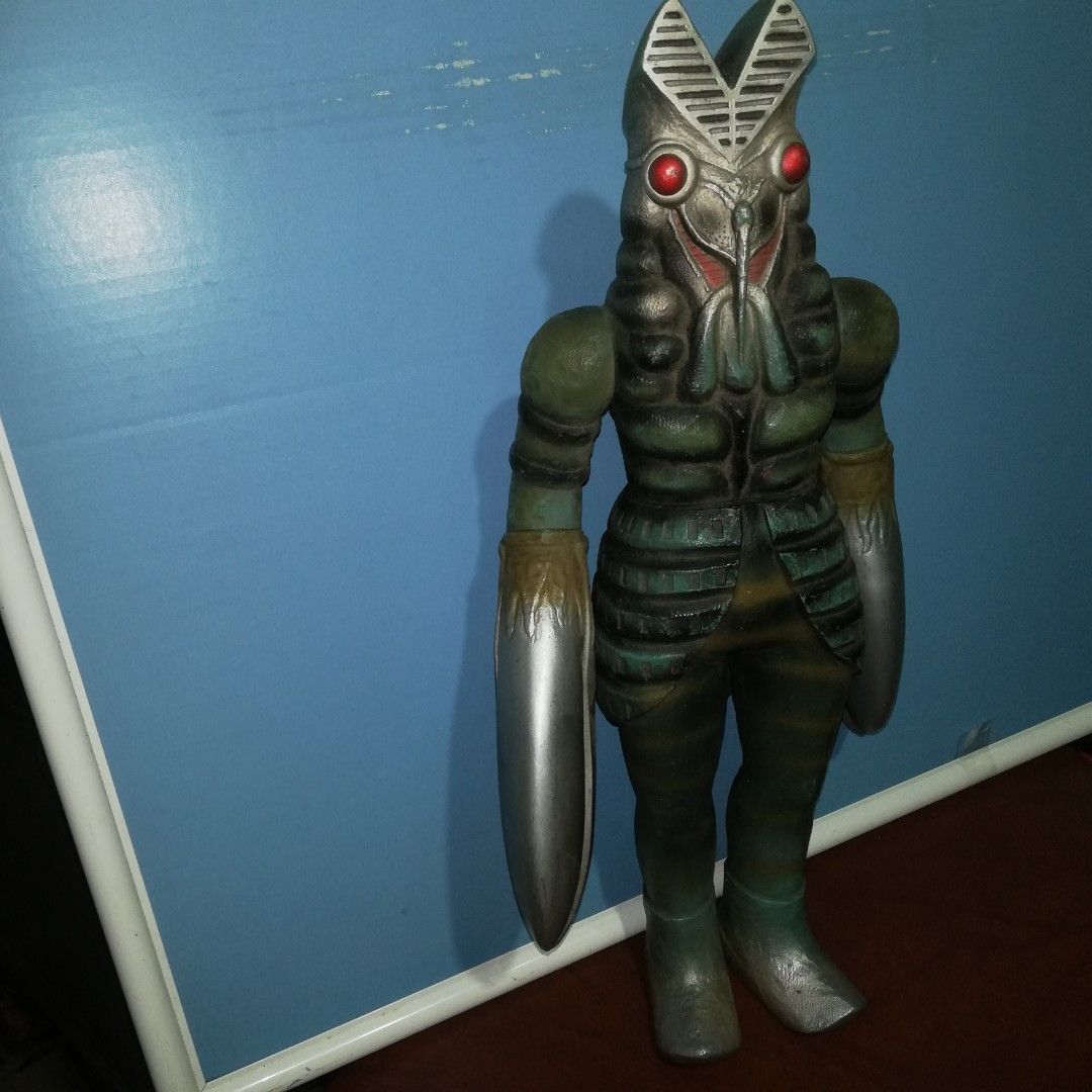 Alien baltan ultraman figure, Hobbies & Toys, Toys & Games on Carousell