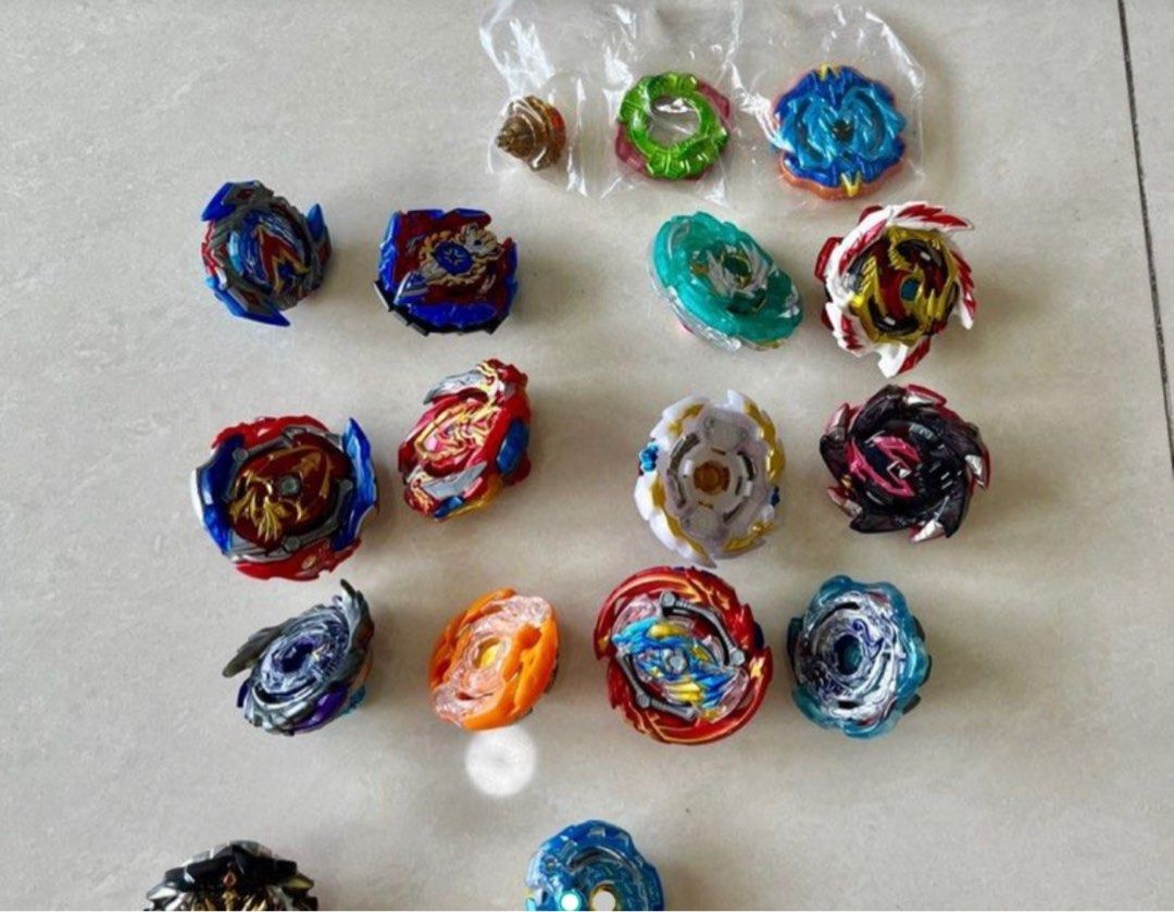 Beyblade Burst Arena + many free Beyblades Burst, Hobbies & Toys, Toys ...