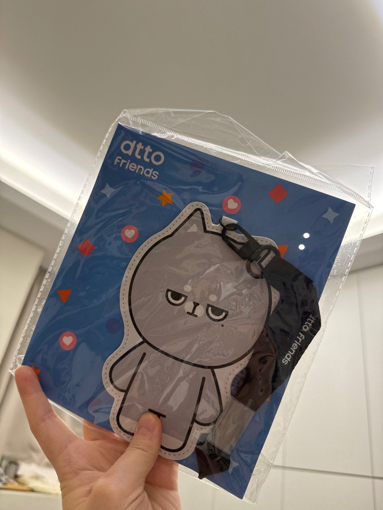 Ditto friends Lynn 證件套 全新, 家具及居家用品, 居家改善及收納用品, 居家改善及收納用品在旋轉拍賣