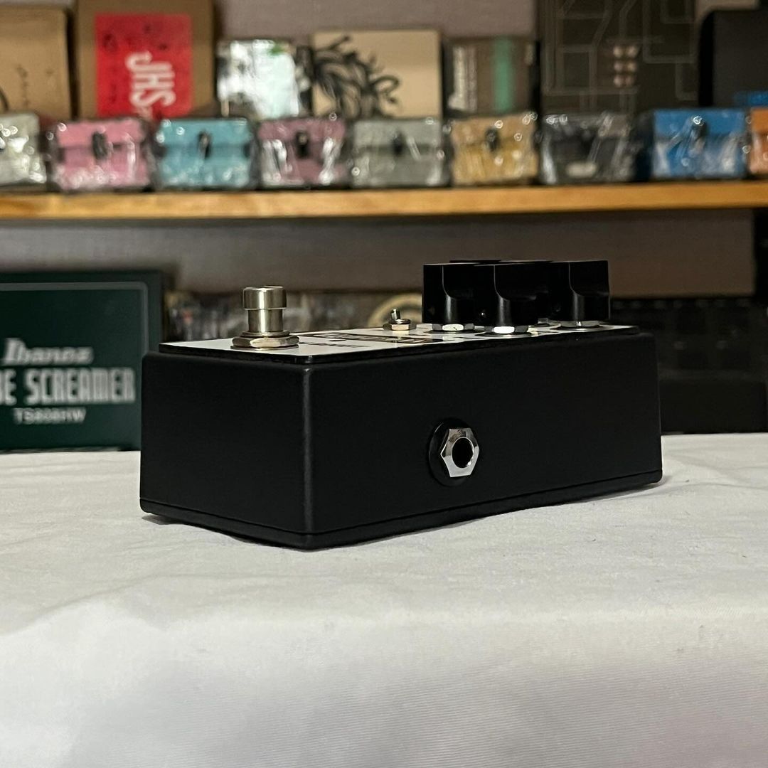 Friedman Buxom Boost - Clean Booster & Equalizer n boss mxr jhs keeley ...