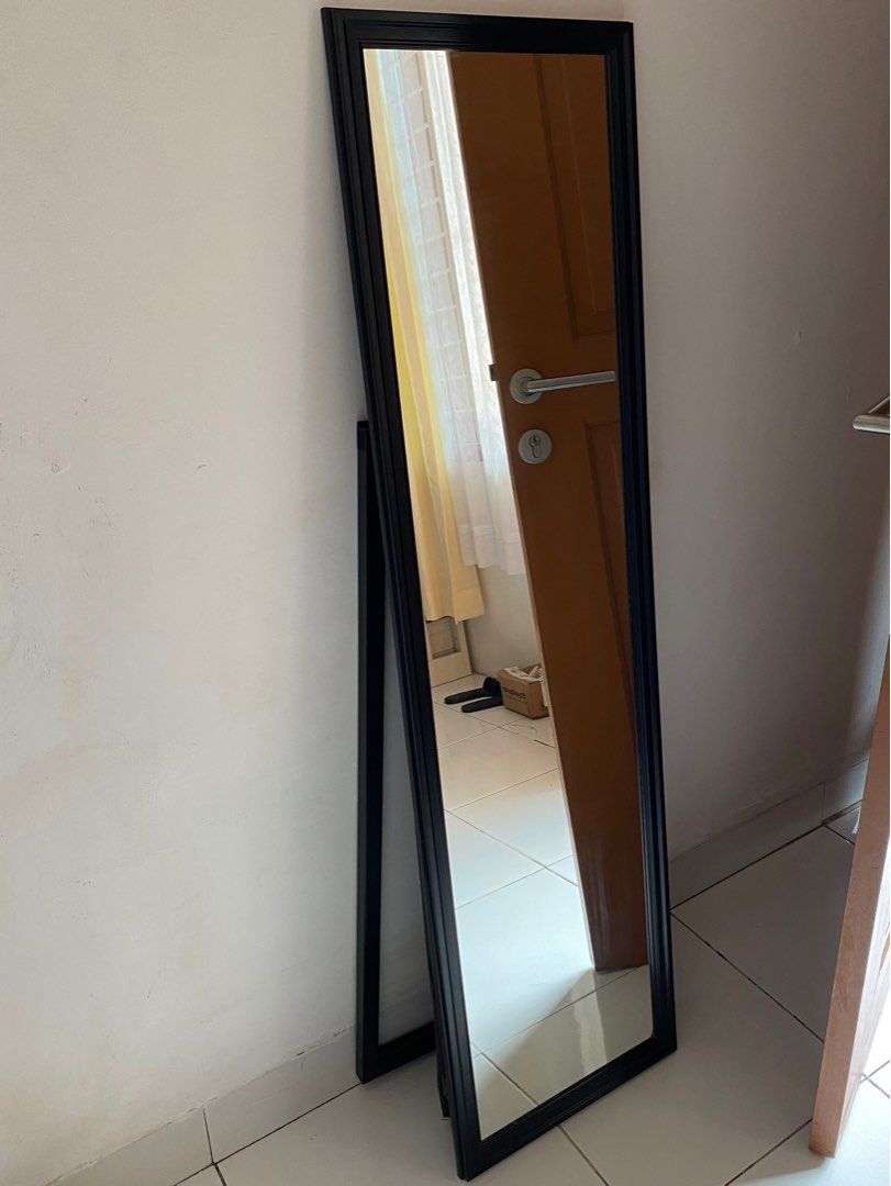 Informa Standing Mirror / Cermin Kaca Minimalist List Hitam, Perabotan Rumah di Carousell