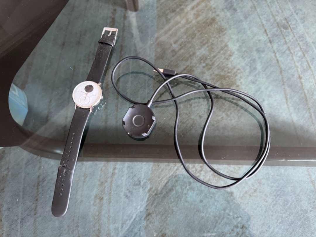 Nokia Steel HR Smart Watch - White Screen (URGENT BEFORE 3 MAY - CAN ...