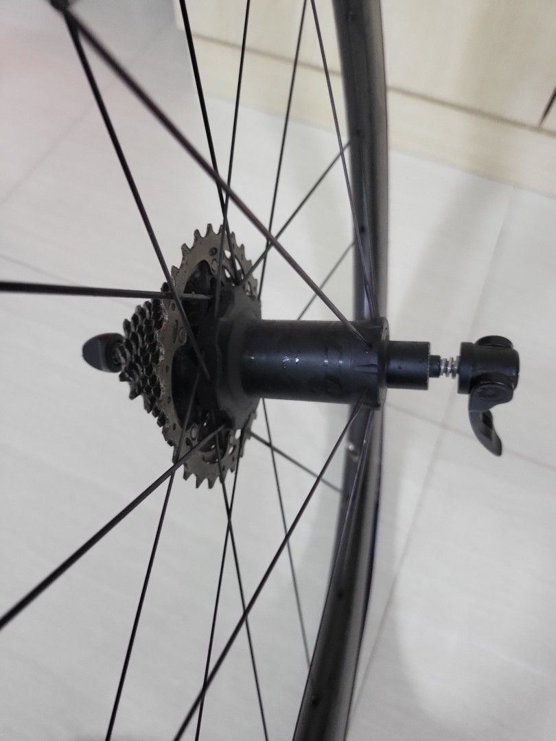 Scope R5C tubless ready rim brake wheelset, Sports Equipment, Bicycles ...