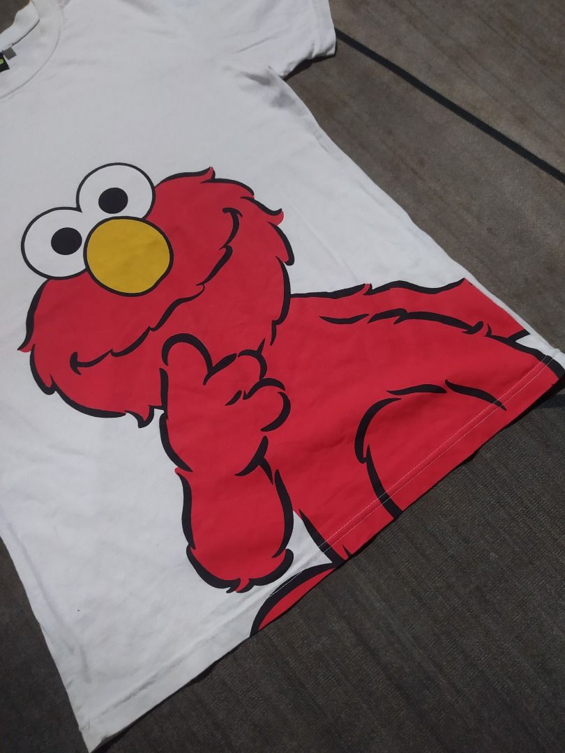 Sesame Street Elmo Tshirt, Men's Fashion, Tops & Sets, Tshirts & Polo ...