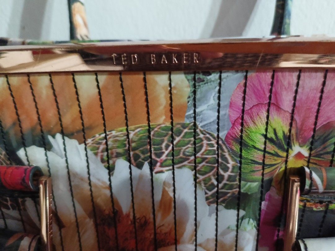 Ted baker, Fesyen Wanita, Tas & Dompet di Carousell