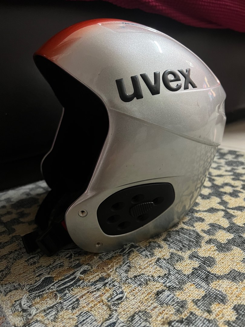 Uvex Helmet, Sports Equipment, Bicycles & Parts, Bicycles on Carousell