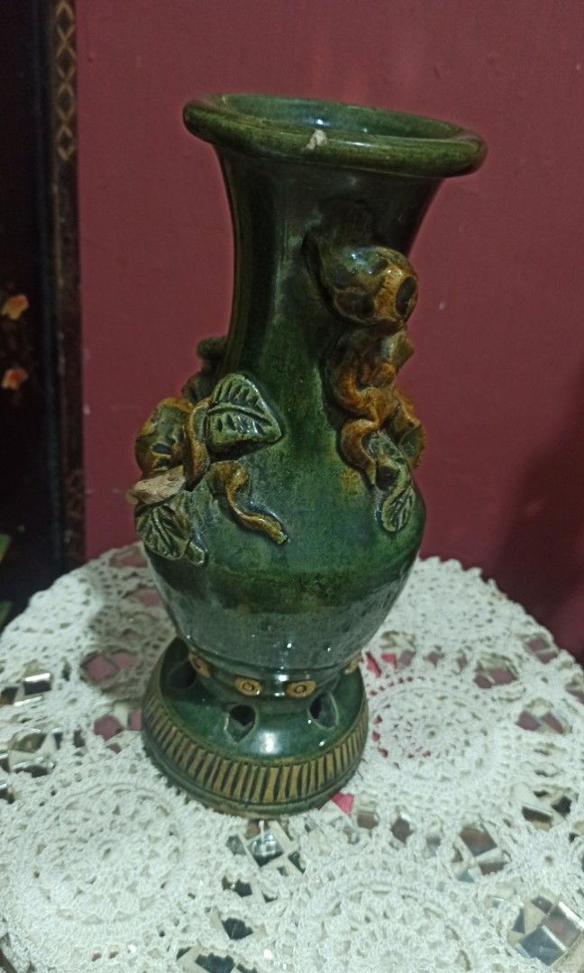 Vas bunga keramik jadul Antik, Antik, Pajangan di Carousell
