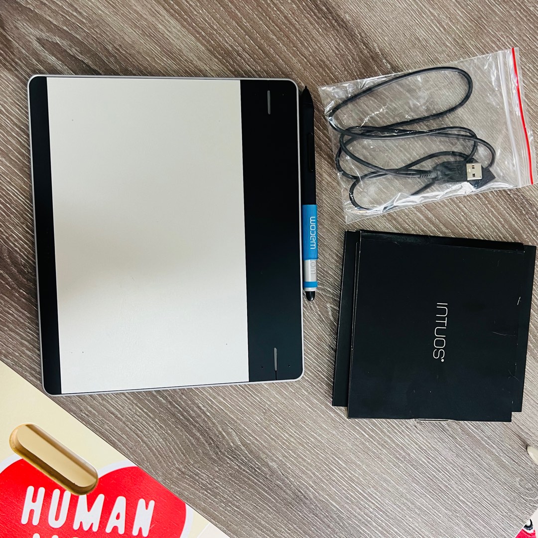 Wacom intuos CTH 480 pen and touch small, Computers & Tech, Parts ...